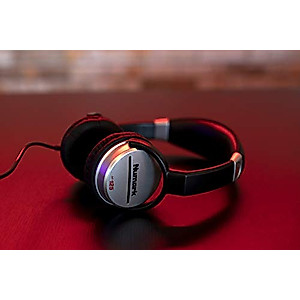 Numark HF125 | Ultra-Portable Professional DJ Headphones With 6ft Cable, 40mm Drivers for Extended Response & Closed Back Design for Superior Isolation, Silver, Оne Расk