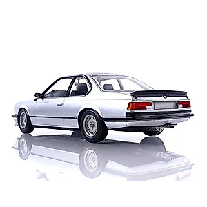 Minichamps 1982 635 CSi Silver Metallic 1/18 Diecast Model Car 155028107
