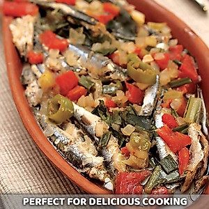 Handmade Oval Clay Pan Set of 2, Lead-Free Terracotta Pots for Cooking Fishes, Meat, Vegetables, or Mushrooms, Unglazed Earthen Pottery Cookware Suitable for Stovetop and Oven-Cooking (Large 12.2 in)