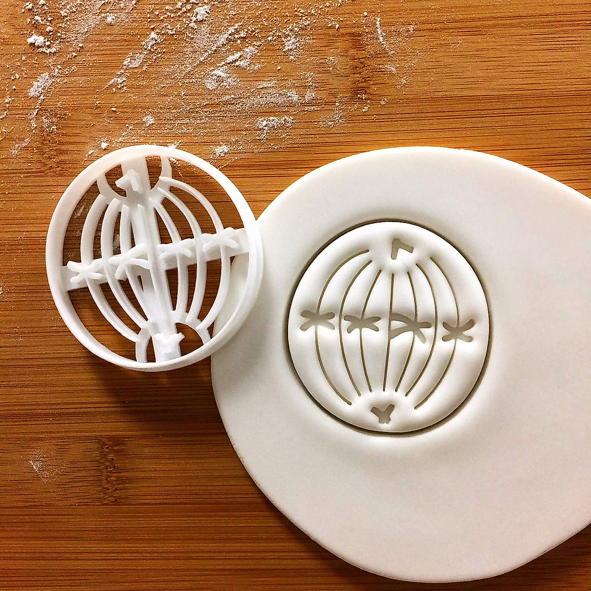 Mitosis Metaphase cookie cutter, 1 piece - Bakerlogy