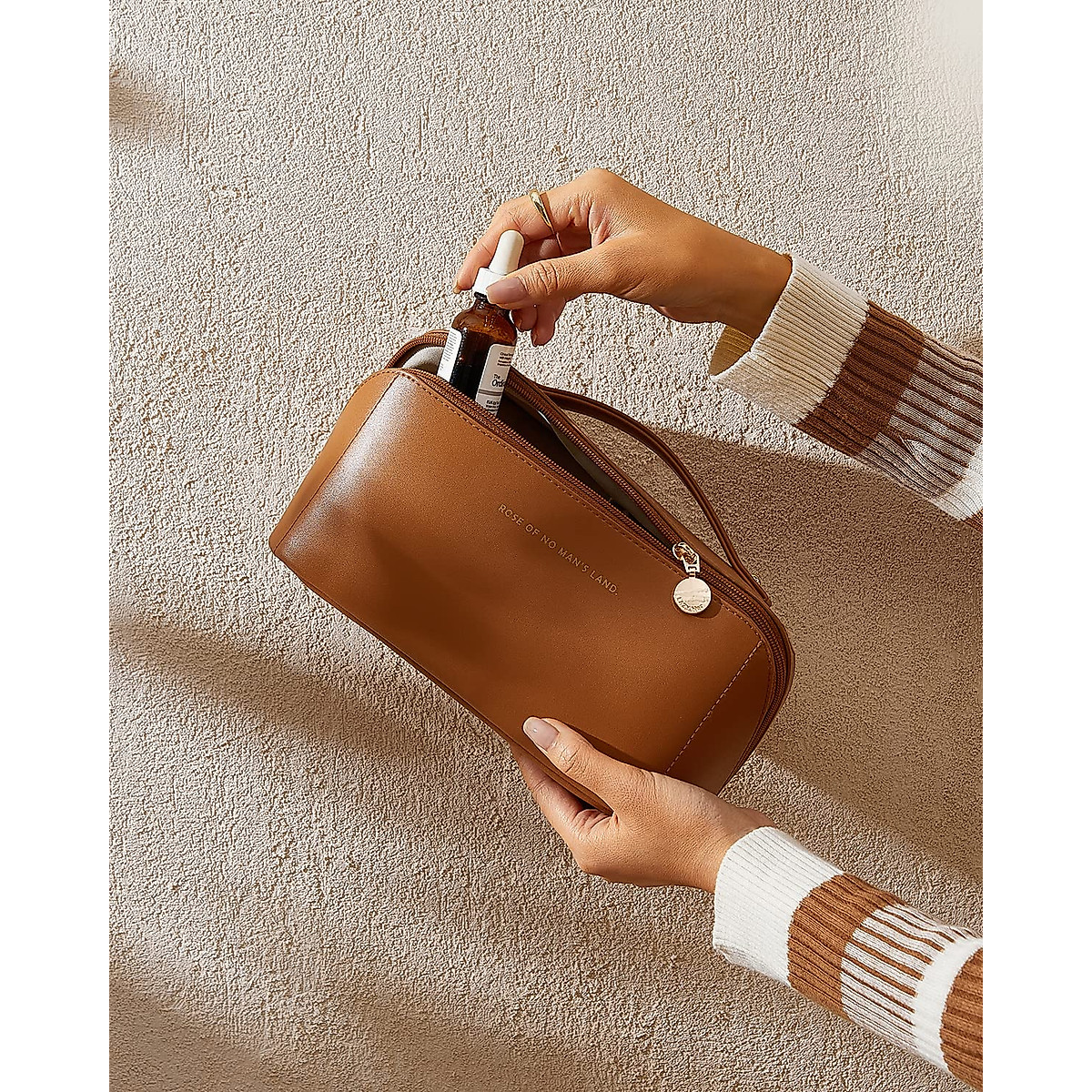 EACHY Travel Makeup Bag,Large Capacity Cosmetic Bags for Women,Waterproof Portable Pouch Open Flat Toiletry Bag Make up Bag with Divider and Handle (Brown, Medium)