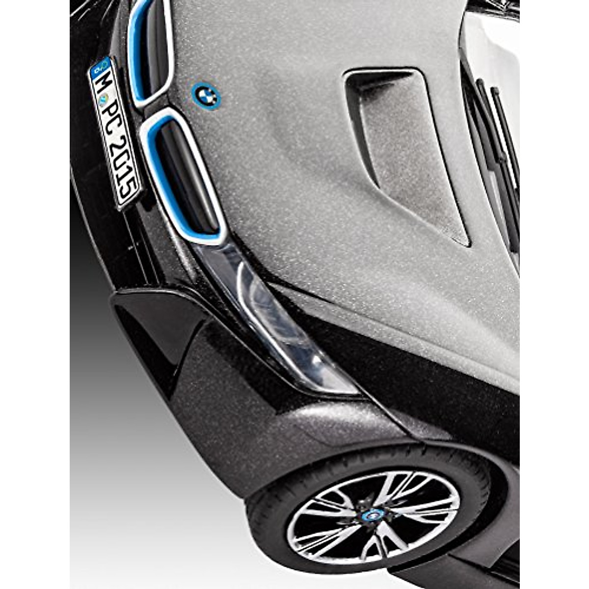 Revell Germany 1/24 BMW I8 Model Kit