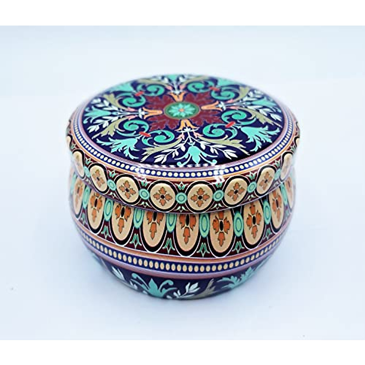 Soy Wax Candle in Perfect Decorative Giftable Metal Tin - Peppermint-Eucalyptus Natural Oil and Pure Organic Soy Wax - for Living Room, Home, Bedroom - Handmade in USA