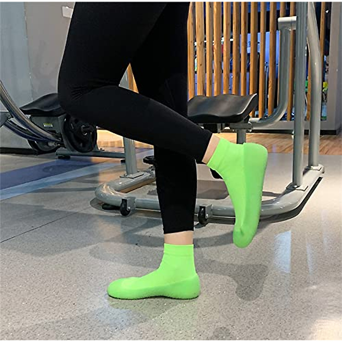 HOVELL Women Non-Slip Water Shoes Yoga Pilate Socks Shoes Anti-Slip Rubber Sole Breathable Indoor Floor Sneaker for Ladies(Green,38)