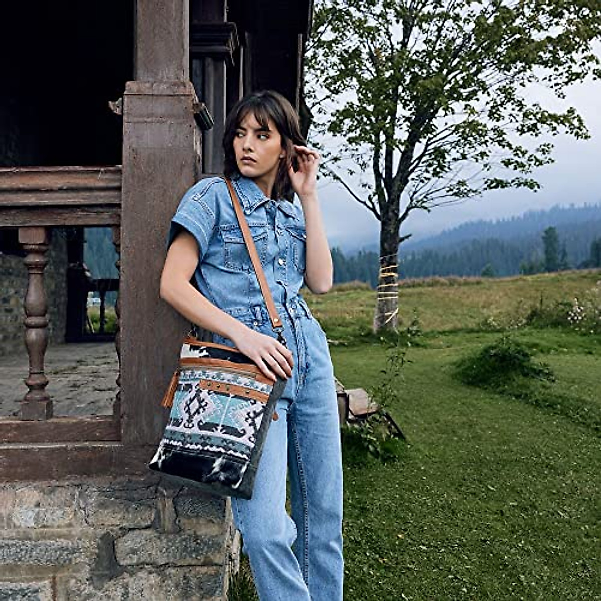 Western Leather Shoulder Bag for Women - Upcycled Canvas Crossbody Bag Isabela Fiori