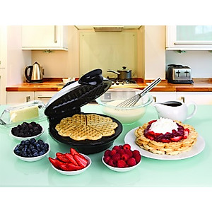 Euro Cuisine WM520 Eco Friendly Heart Shaped Waffle Maker - PTFE and PFOA Free Non Stick Plates,Silver