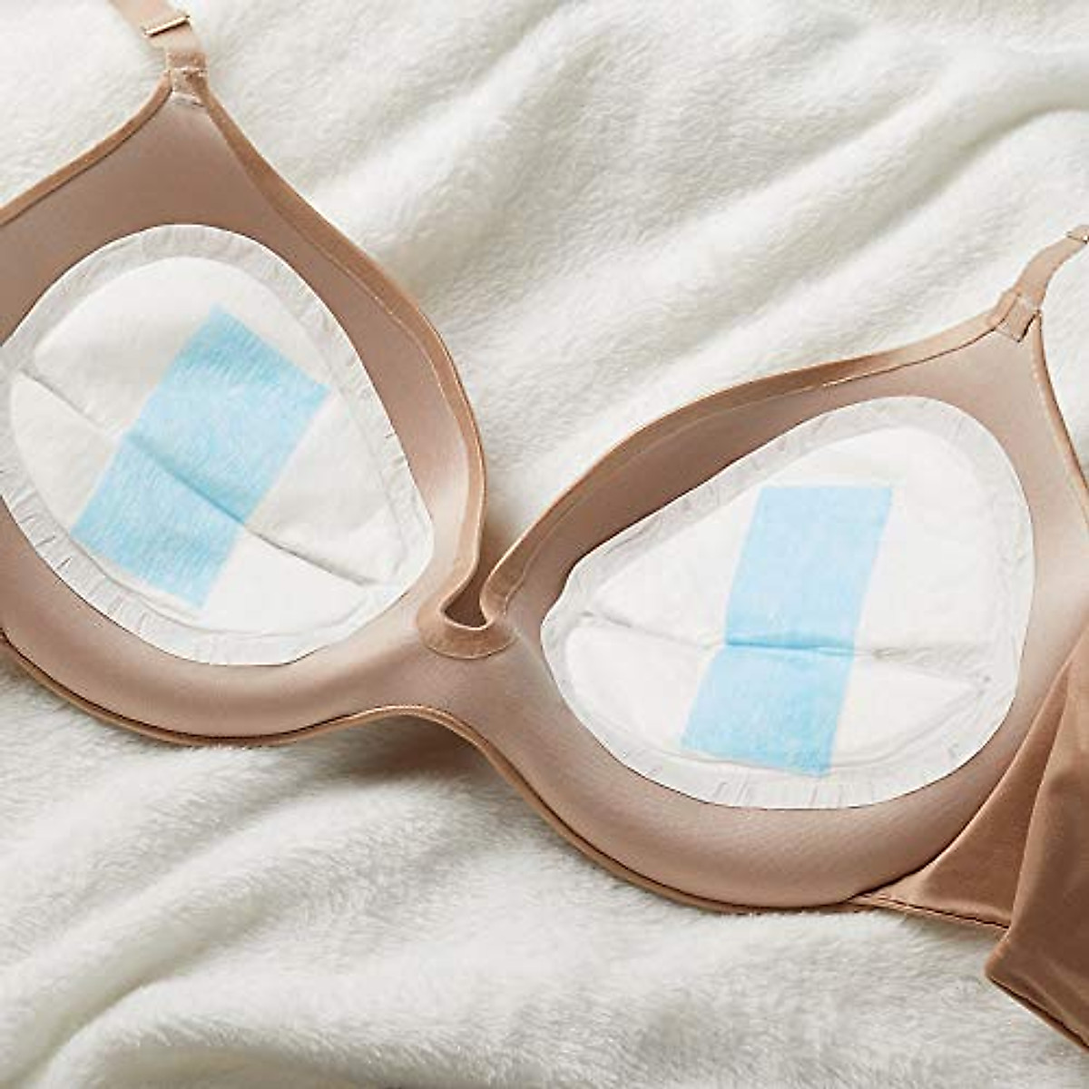 Tommee Tippee Made for Me Daily Disposable Breast Pads, Soft, Absorbent and Leak-Free, Contoured Shape, Adhesive Patch, Large, Pack of 42