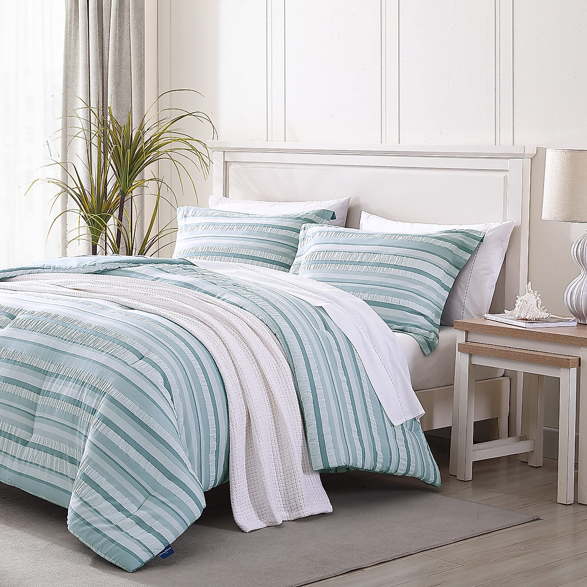 Tommy Bahama - King Duvet Cover Set, Cotton Bedding with Matching Shams & Button Closure, All Season Home Decor (Clearwater Cay Blue,3pieces, King)