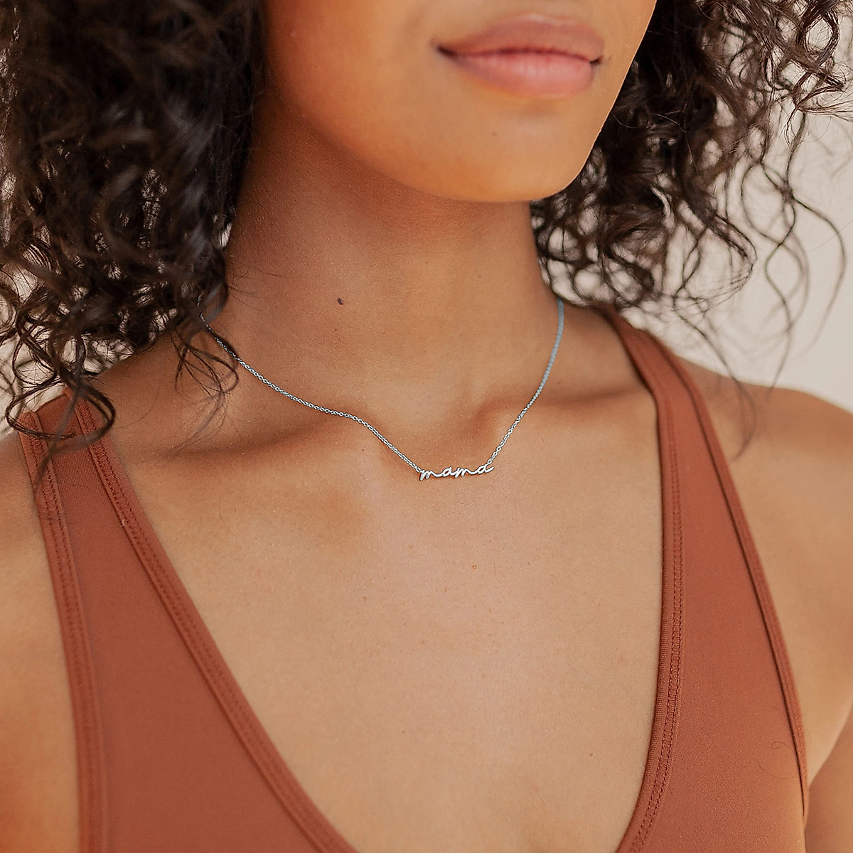 SLOONG 18K Gold Plated Mama Necklace Mom Necklace Mother's Day Letter Necklace for Women Dainty Mothers Necklace Gifts for Mom