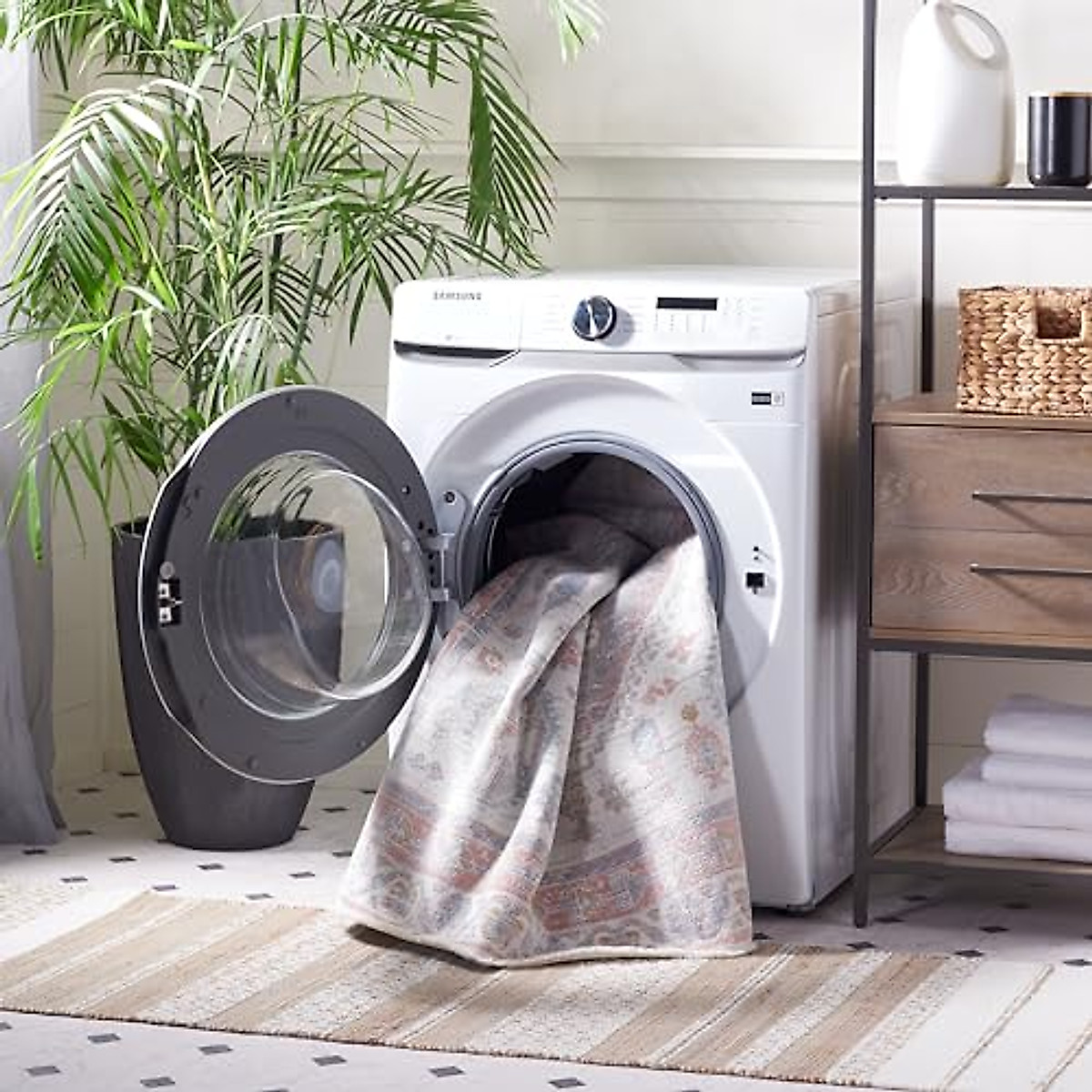 Safavieh Bayside Collection Area Rug - 5'3" x 7'6", Ivory & Blue Pink, Shabby Chic Design, Non-Shedding & Easy Care, Machine Washable Ideal for High Traffic Areas in Living Room, Bedroom (BAY118A)