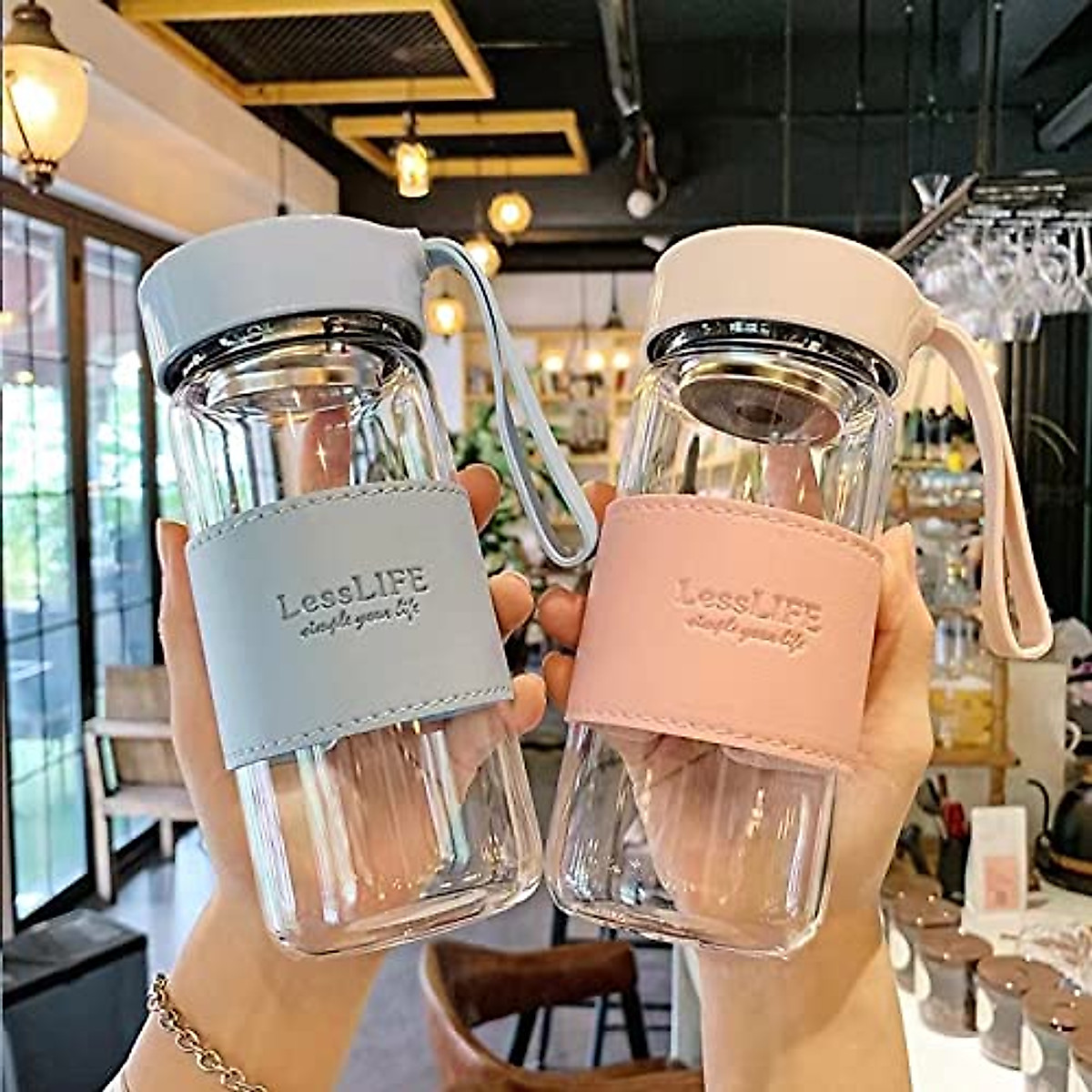 16 oz borosilicate glass water bottle-with sealing cap and Holsters and filters Glass Tea Infuser Bottle- BPA free,Apply to Mountaineering,Go To School,Reusable Portable Glass Bottle (Green)