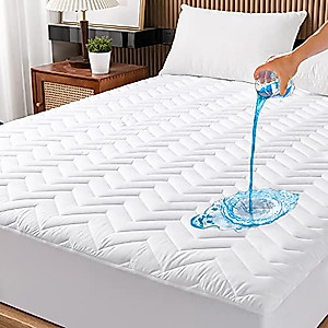 Queen Size Waterproof Mattress Protector Quilted, Breathable Ultra-Soft Filling Mattress Pad, Fitted Deep Pocket Mattress Cover Fits 6''-25'' Mattress