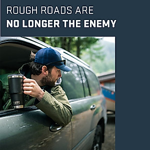 YETI Rambler 20 oz Travel Mug, Stainless Steel, Vacuum Insulated with Stronghold Lid, Navy