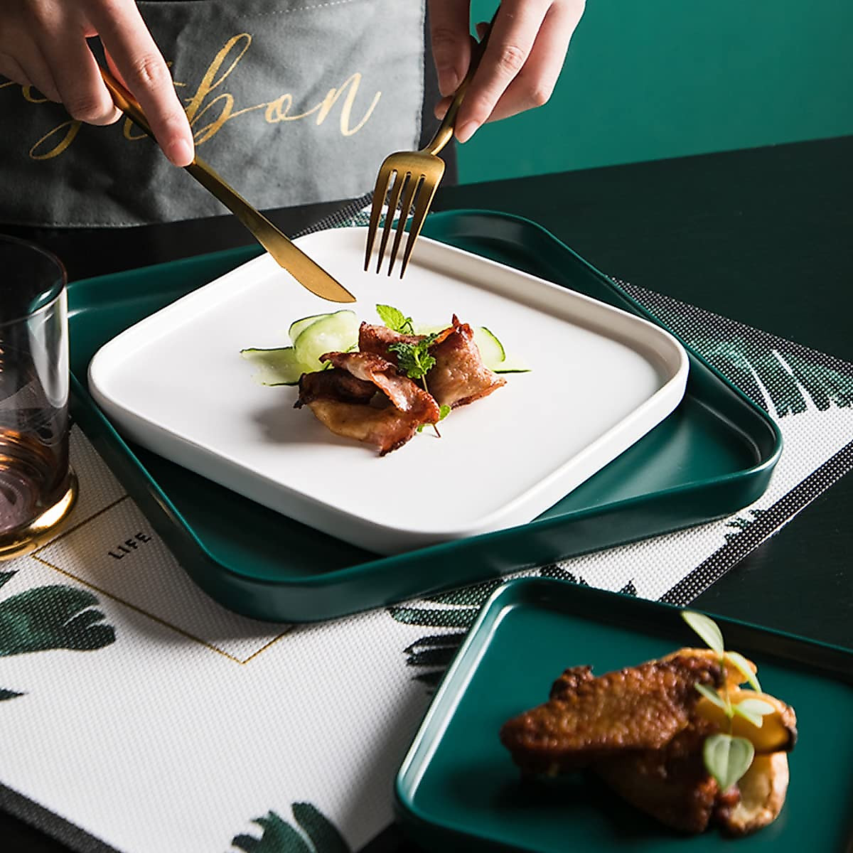 AIYoo Porcelain Dinner Plates White 6 Inch Square Ceramic Dinner Plates Set of 2 Dessert Salad Plates for Kitchen Restaurant Serving Dishes Dinner Plate