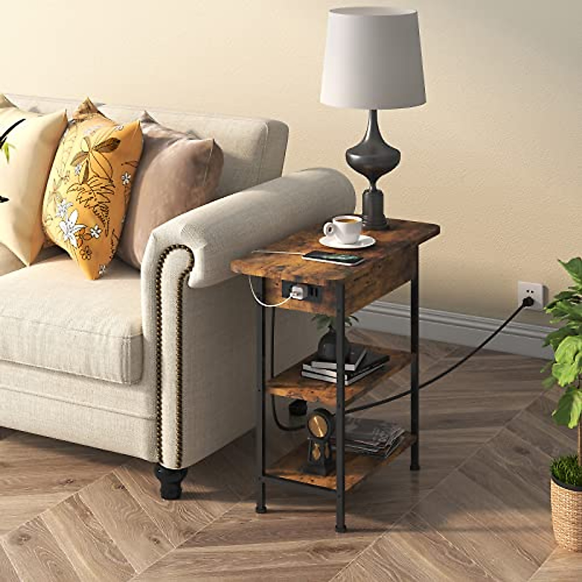 LIDYUK End Table with Charging Station, Flip Top Side Table with USB Ports and Outlets, Nightstand for Small Spaces, Bedside Tables with Storage Shelf for Living Room, Bedroom, Brown