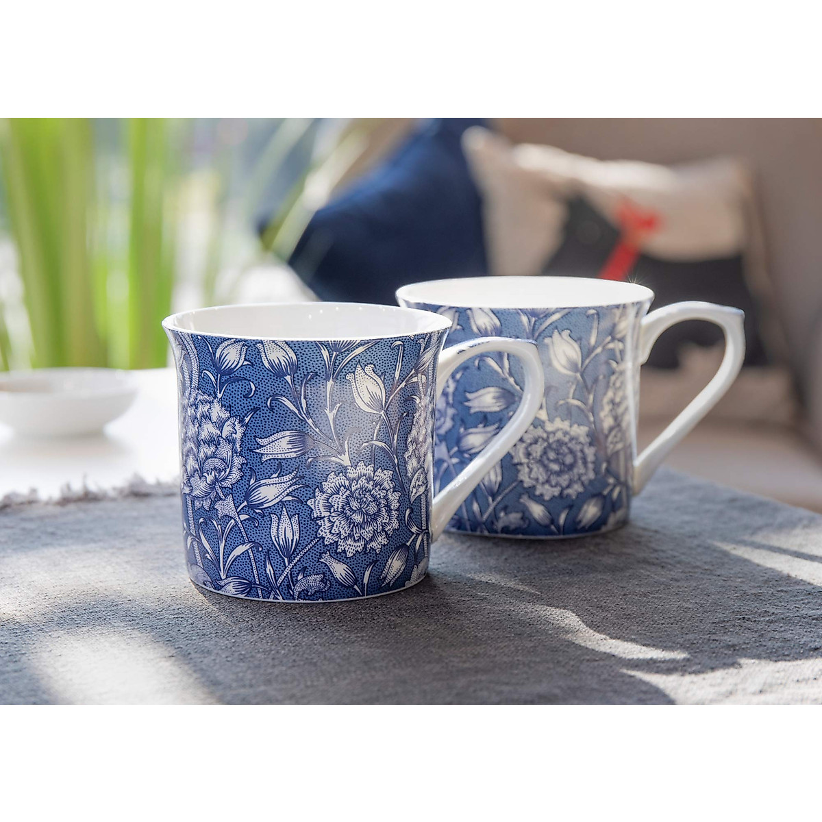 V&A Coffee and Tea Mugs, Porcelain Bone China Mug, William Morris Wild Tulip Design, 300ml, Set of 2, Gift Boxed