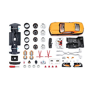 Maisto 1:24 Scale Design Assembly Line 2010 Chevrolet Camaro SS Die-Cast Vehicle - Colors May Vary