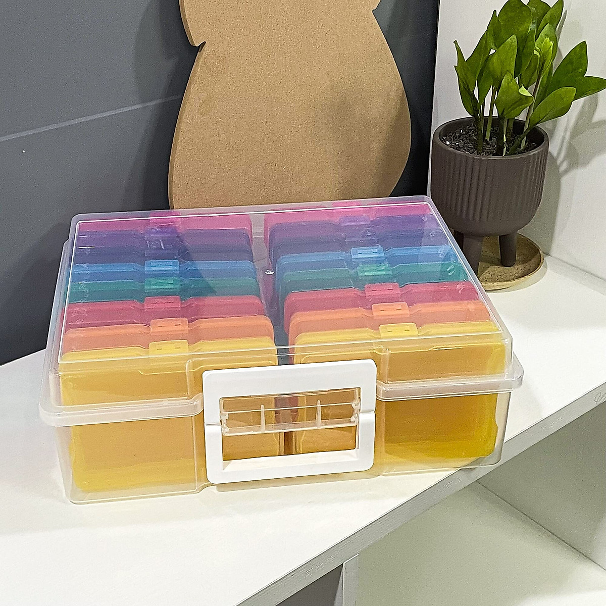 SUNMAIO 4" x 6" Photo Cases and Clear Craft Keeper with Handle - 16 Inner Cases Plastic Storage Container Box (Multi-Colored)