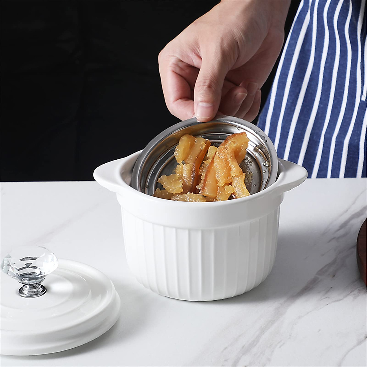 Bacon Grease Container Keeper with Crystal Lid and Strainer, 17 oz Ceramic Frying Oil Storage Can Container for Countertop (Silver)