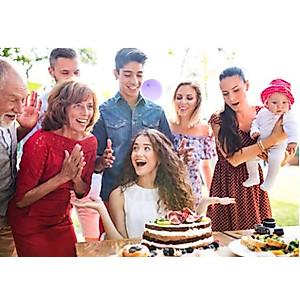 30 Who Knows The Birthday Girl Best Game Cards- for Child or Teen- Fun and Easy Game for Party or Sleepover- Girl Birthday Supplies, Activity, Decorations