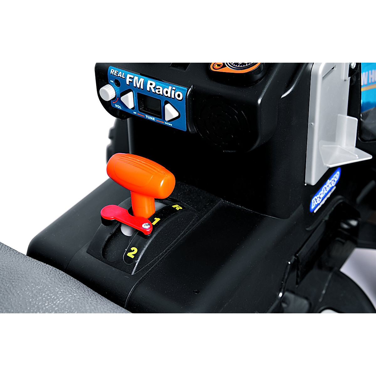 Peg Perego New Holland T8 Tractor & Trailer 12 Volt Ride on, Blue