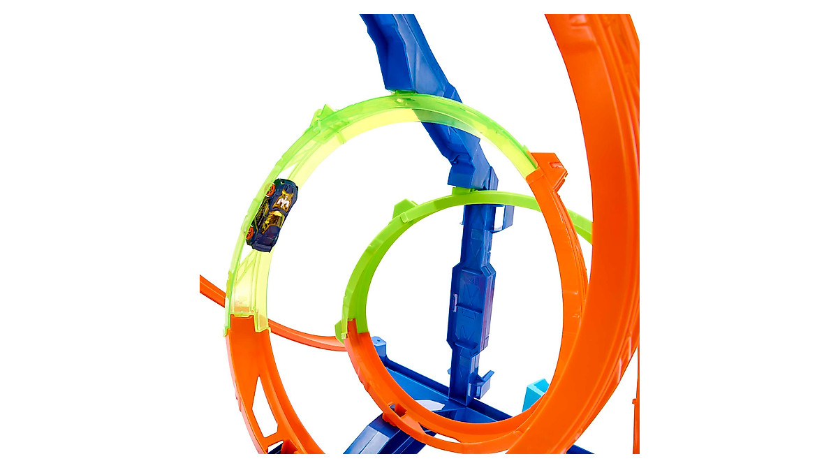 Corkscrew Twist Hot Wheels Set: 2 Thrilling Play Options
