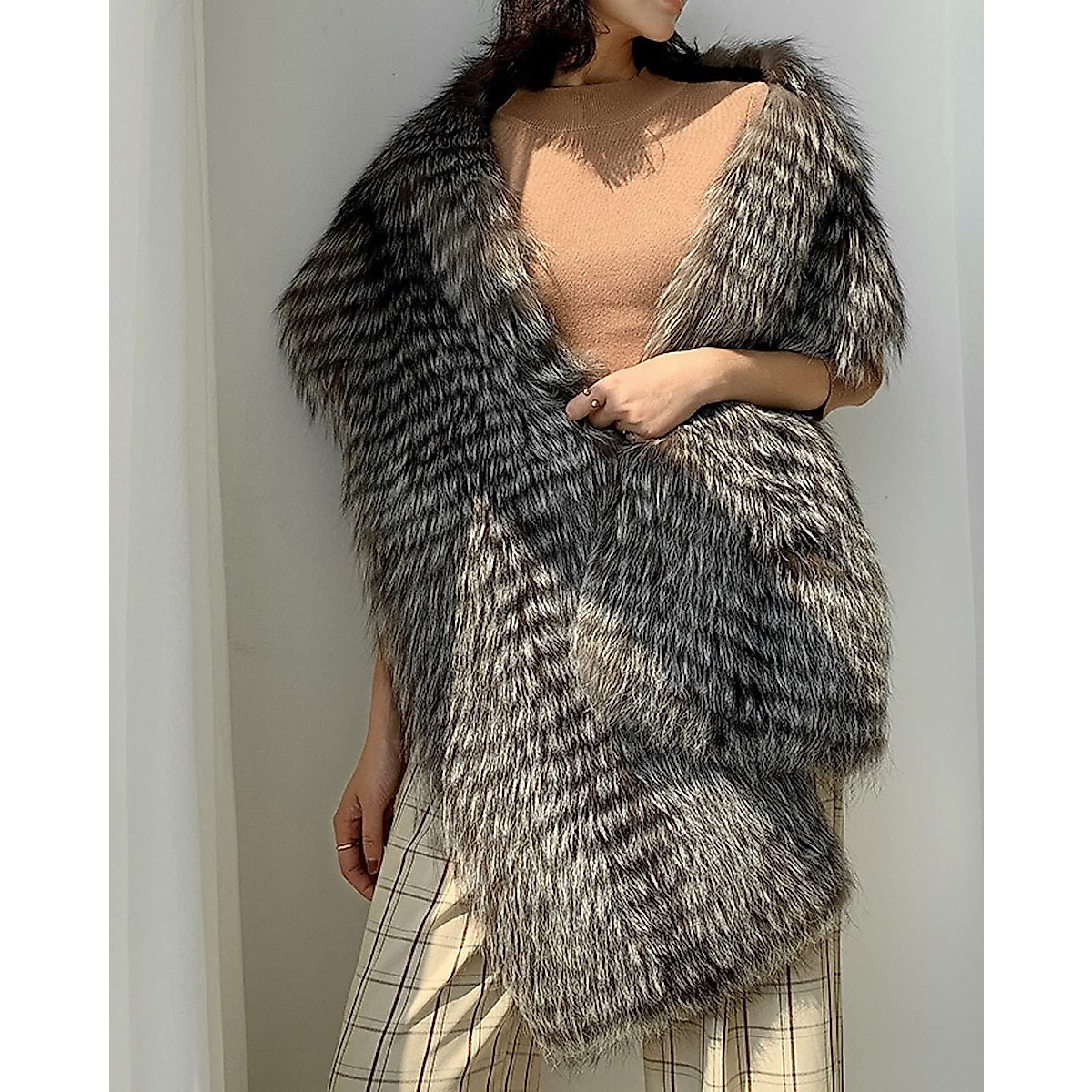 LO-01 Big Fluffy Fur Shawl Scarf With Real Silver Fox Qualitied Fur For Women Autumn Winter Spring Skiing Warm Wear Furry Collar Fuzzy Big Wrap Scarf (One Size, Silver Fox)