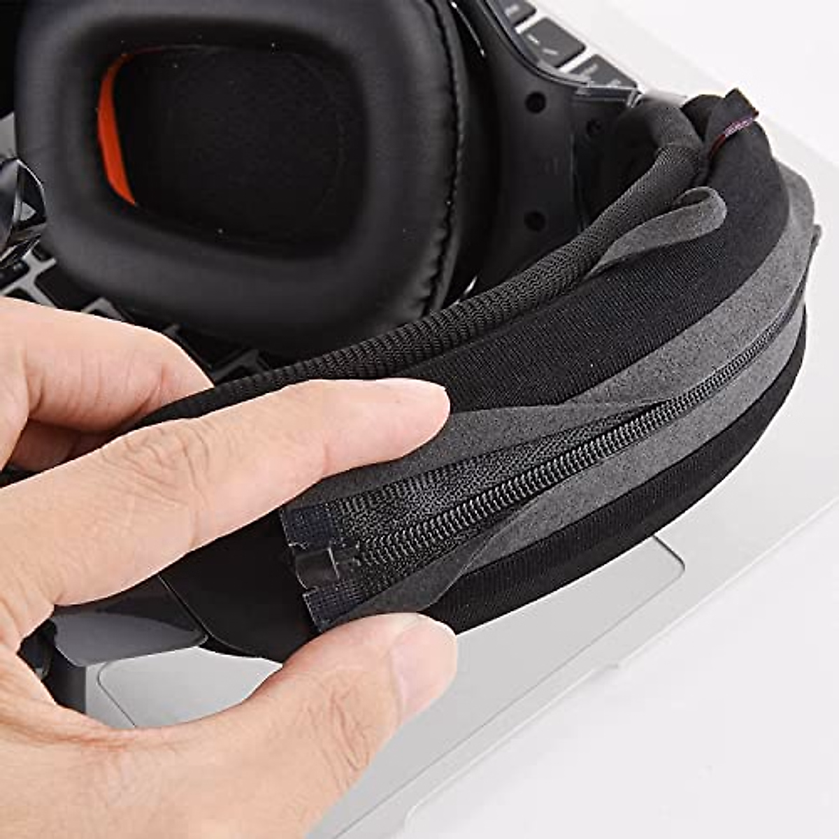 WISDING Universal Replacement Headband Cushion Pad Cover Protector Compatible for for ATH-M50X, Beats Solo 2/3,QC 35i/35ii, QC25, Studio 2/3 Headphones,Headband Cover Cushion Protector Pad (Black)