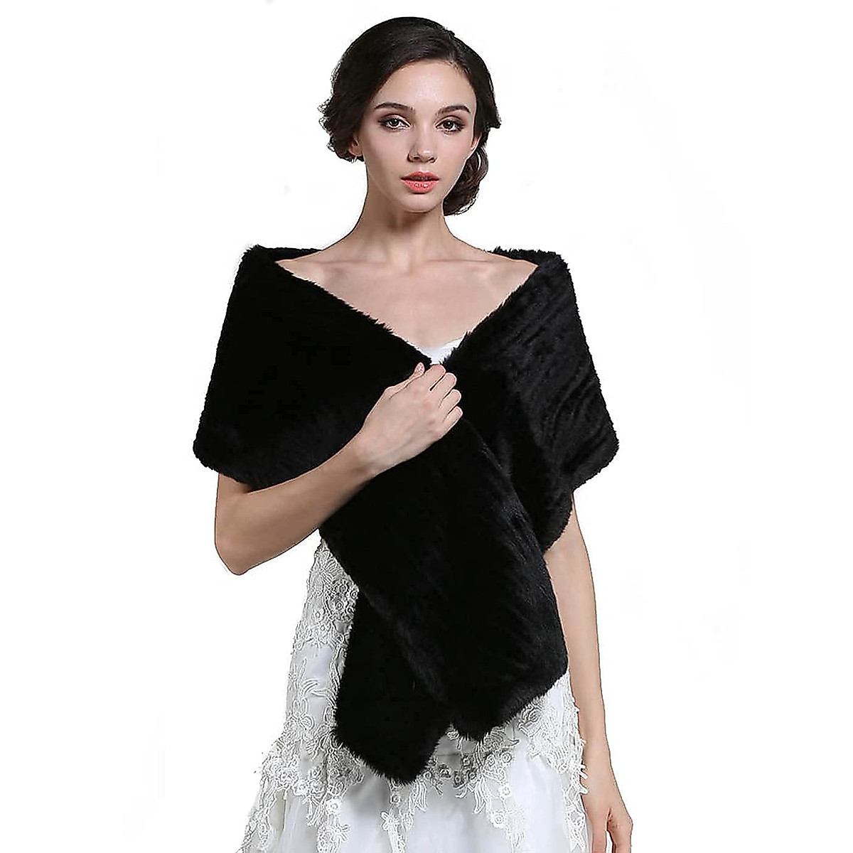 Aukmla Faux Fur Shawl Wedding Fur Wraps and Shawls Bridal Fur Stole Winter Cape Shrug for Brides and Bridesmaids (Black)