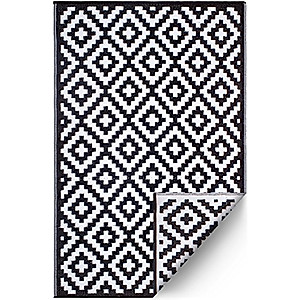 FH Home Outdoor Rug - Waterproof, Fade Resistant, Reversible - Premium Recycled Plastic - Geometric - Porch, Deck, Balcony, Mudroom, Laundry Room, Patio - Aztec - Black & White - 3 x 5 ft