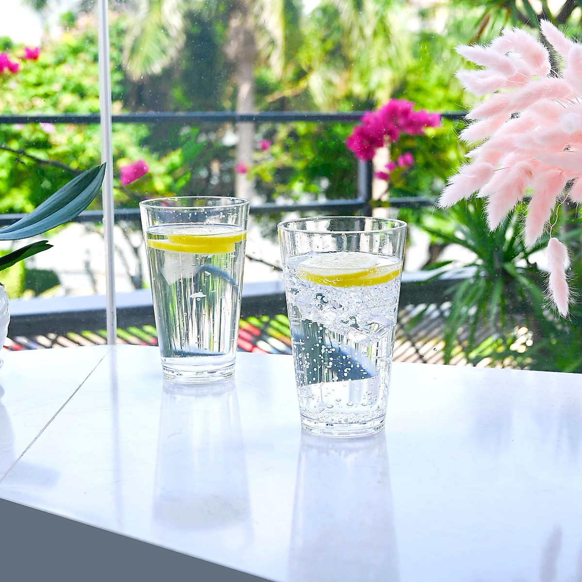 WEXINHAO Clear Drinking Glasses - Unbreakable Acrylic Glasses Drinkware 18 oz set of 6 - BPA Free Dishwasher Safe Reusable Plastic Cups for Kitchen Party Outdoor (Look Like Glass)