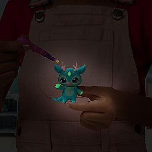 Magic Mixies Mixlings Tap & Reveal Cauldron 2 Pack, Magic Wand Magic Power and Surprise Reveal on Cauldron, for Kids Aged 5 and Up (Styles May Vary), Multicolor