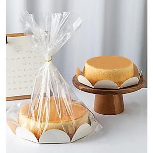 Mistari Clear Plastic Bake Bags Cellophane Treat Bags for Toast Bread Cookie Candy Cake Bakery Gift Packaging, 8“ Cake Tray and Gold Ribbon (20 Pack)