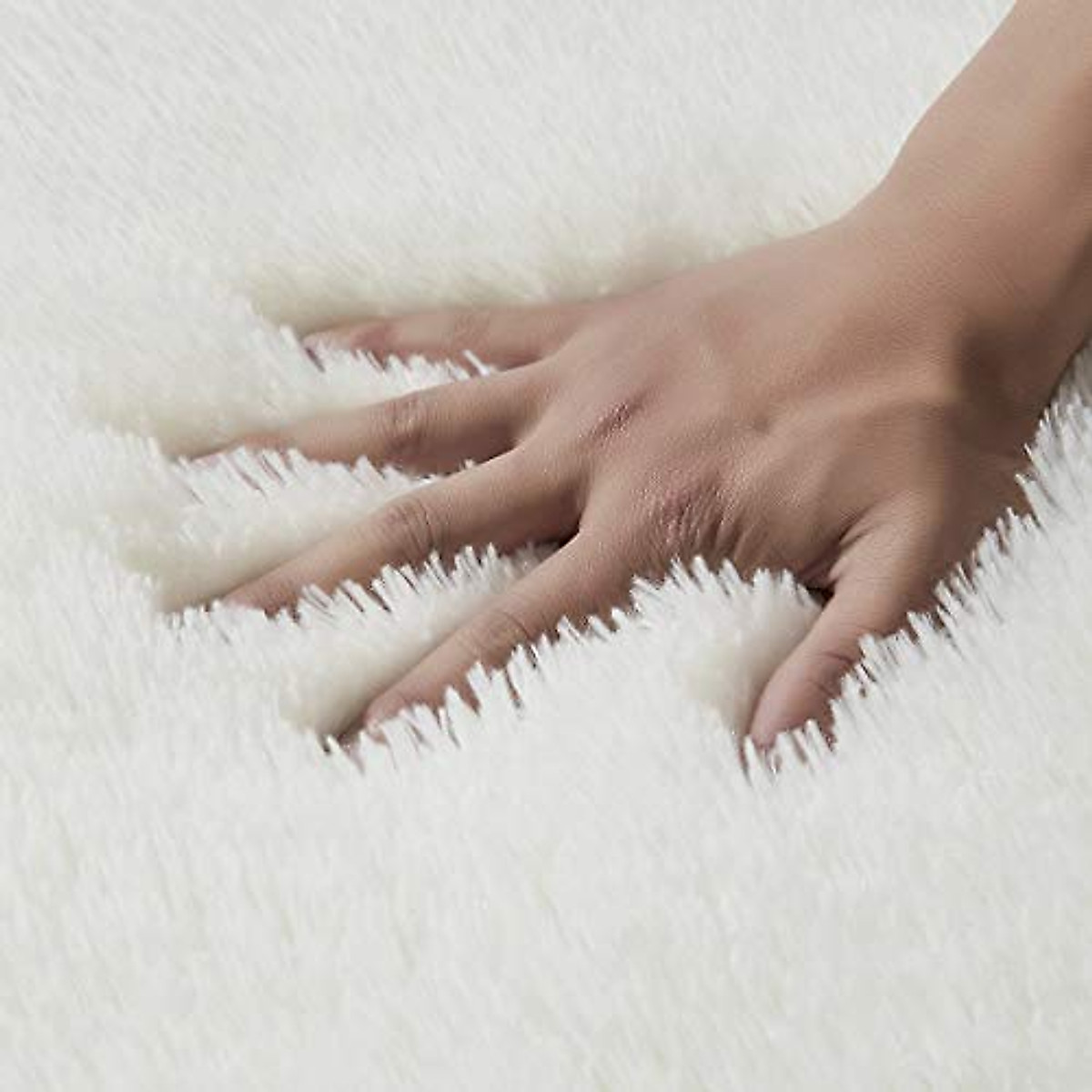 Asvin 5x7 Area Rug, Fluffy Living Room Area Rug, Luxury Large Area Rug, Non-Skid Fleece Carpets for Bedroom Home Décor, Soft Plush Furry Rug for Kids Room, Washable Floor Rug (5x7 Feet, White)