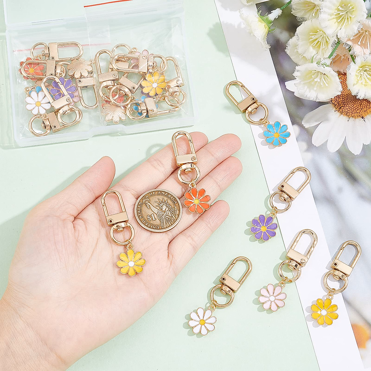 PH PandaHall 24pcs Flower Keychain, Daisy Enameled Charms Aesthetic Keychain Car Key Ring Pendant Key Chains for Mom Mother's Day, Handbag Bag, Earphone Case Decoration, Purse Accessories