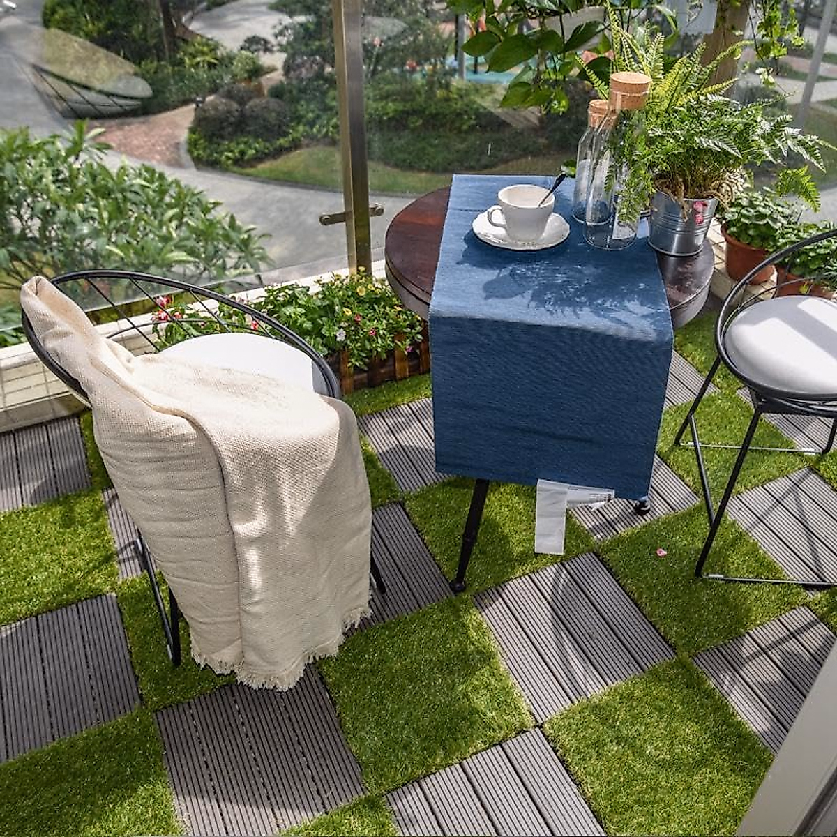 MIUPOO Artificial Fake Grass Tiles Interlocking Turf with Drain Holes, Turf Tiles Squares,Astroturf Rug Outdoor, Astroturf for Dogs Pet, Grass Table Runner,12 x 12 Inches 8 Piece