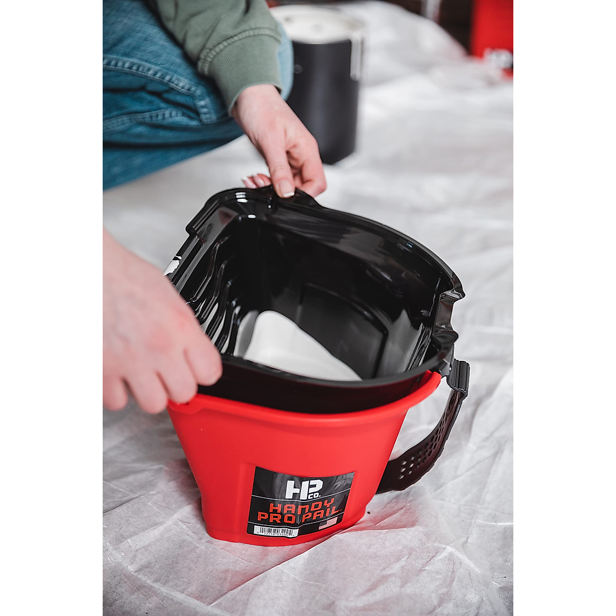 Handy Paint Pro Pail, Holds 1/2 Gallon of Paint or Stain, Accommodates up to a 6 1/2 inch Mini-Roller and 3 inch Brush