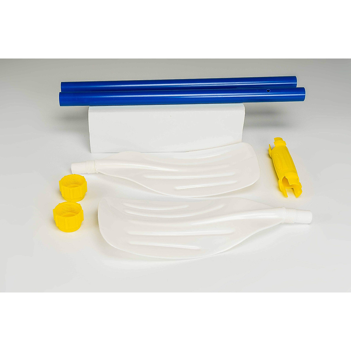 Pelican - Kayak Paddle for Kids - Blue & White - Perfect for The Small or First-Time Paddlers - Easy to Use - 152 cm (60 in.)