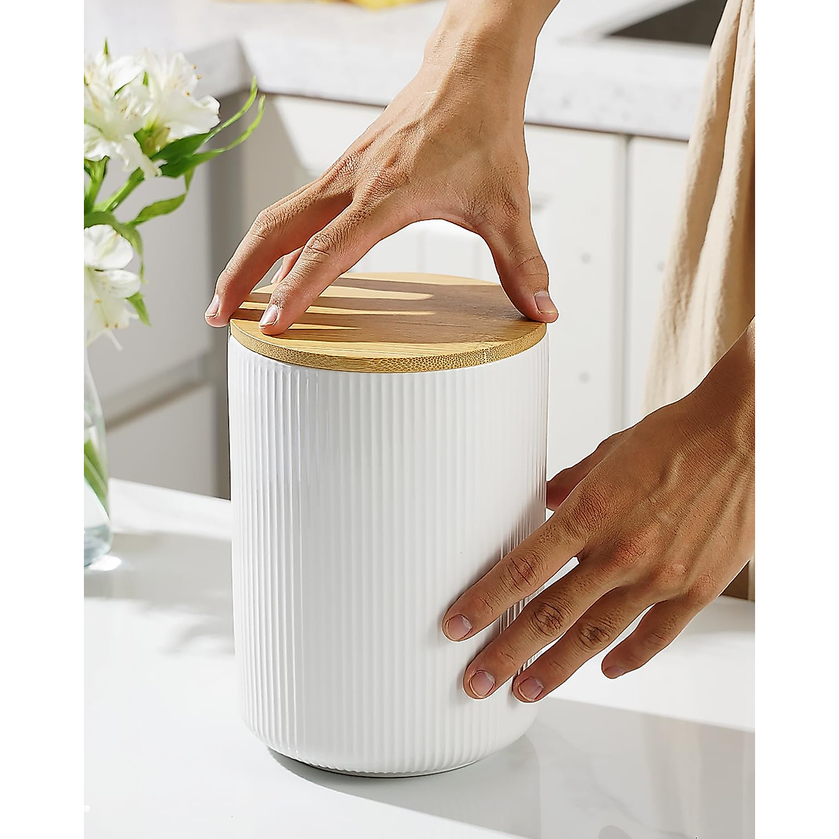 getstar Flour Sugar Storage Containers, Ceramic Canisters Sets for the Kitchen Countertop with Bamboo Airtight Lids, 80oz 40oz&20oz Coffee Tea Sugar Container Set of 3