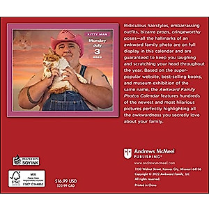 Awkward Family Photos 2023 Day-to-Day Calendar