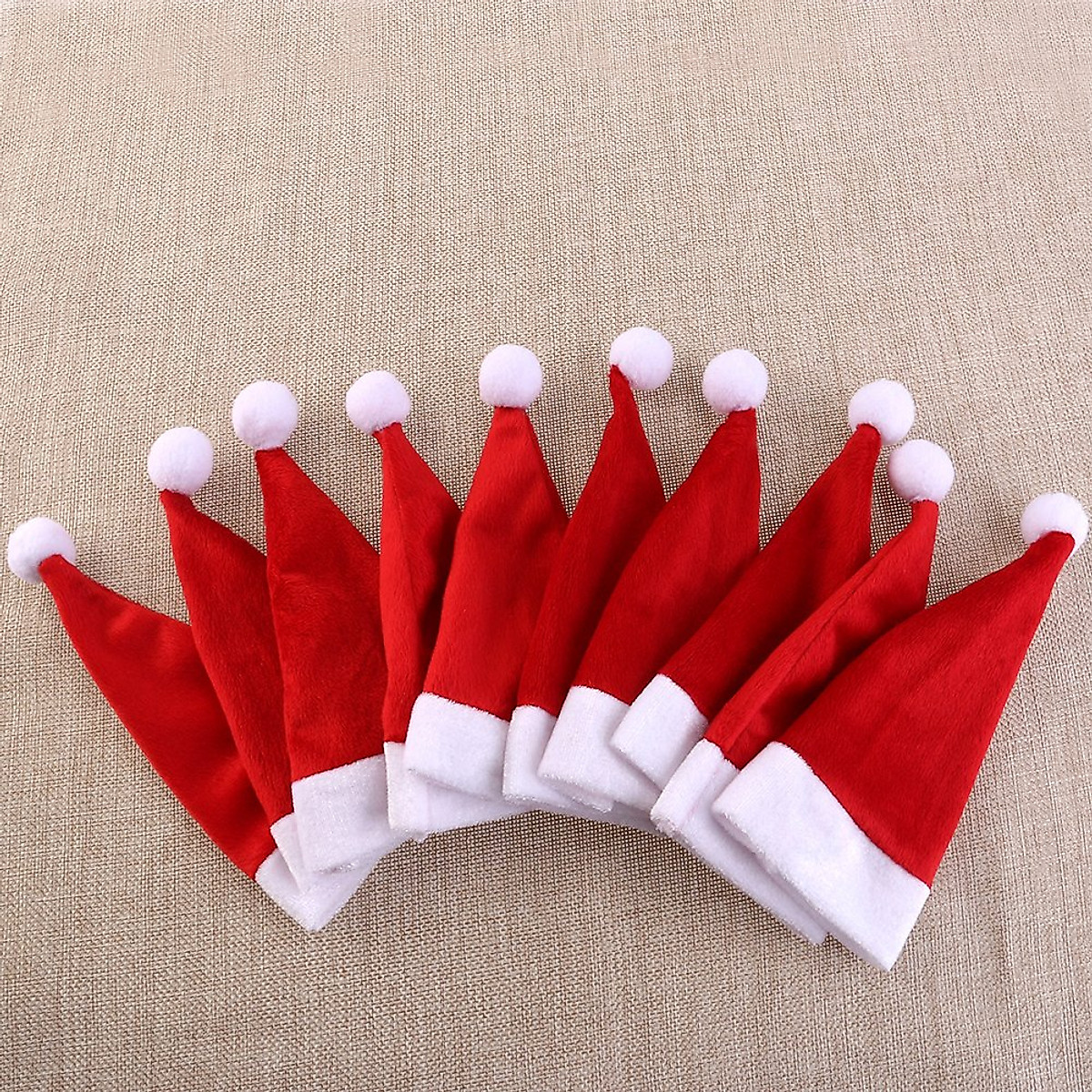 BESTOYARD Christmas Tableware Holder Silverware Holders Pockets Dinner Tableware Cutlery Case Bag Cover Santa Claus Hat Decor for Xmas Dinner Table Decorations 10pcs