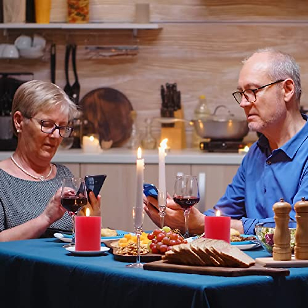 Red Pillar Candles Unscented Dripless and Smokeless Candle 12 Packs 2x3 Inch for Home Wedding Party Tables