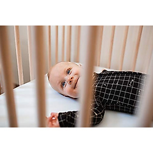 Colgate Mattress Eco Classica I - iParenting Award Winning Crib Mattress Made with 5 Inches of Hypoallergenic Eco-Friendlier Foam with Waterproof Damask Cloth Cover