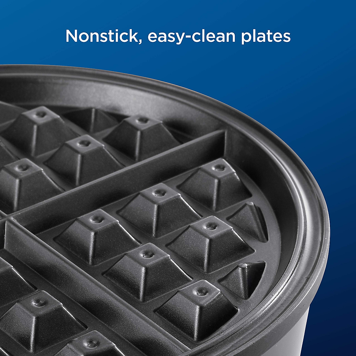 Oster 6812-001 Core 16-Speed Blender with Glass Jar, Black & 6812-001 Core 16-Speed Blender with Glass Jar, Black