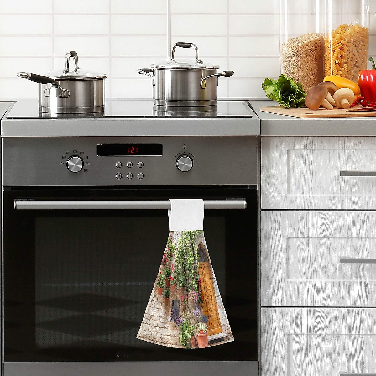 Kcldeci Hanging Kitchen Hand Towels Kitchen Wears Flowers Outside A Home in The Italian Hill Dishcloths Sets with Loop Hand Towels Kitchen Tie Towel 2 Pieces