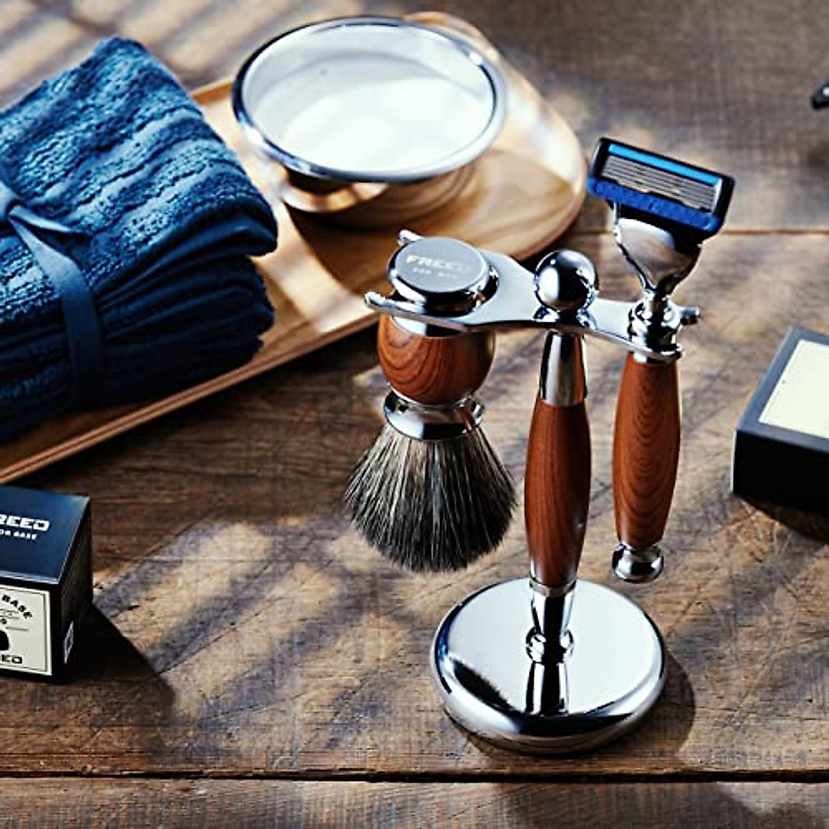 Luxury 4-Piece 5-Blade Razor Shaving Set Men's Safety Razor Grooming Gift Set with Alloy material handle Shaving for Gentleman,Best Father's Day Gift from Taiwan