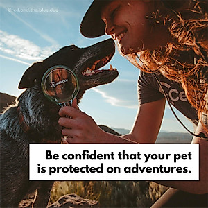 Cedarcide Flea + Tick Pet Brush (4 oz Pack) | Durable Grooming Brush Effectively Applies Cedarcide Original Biting Insect Spray to Kill + Repel Fleas Ticks & Mosquitoes |for Cats and Dogs