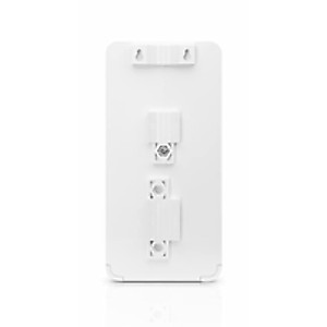 Ubiquiti NanoSwitch Outdoor 4-Port PoE Passthrough Switch (N-SW)