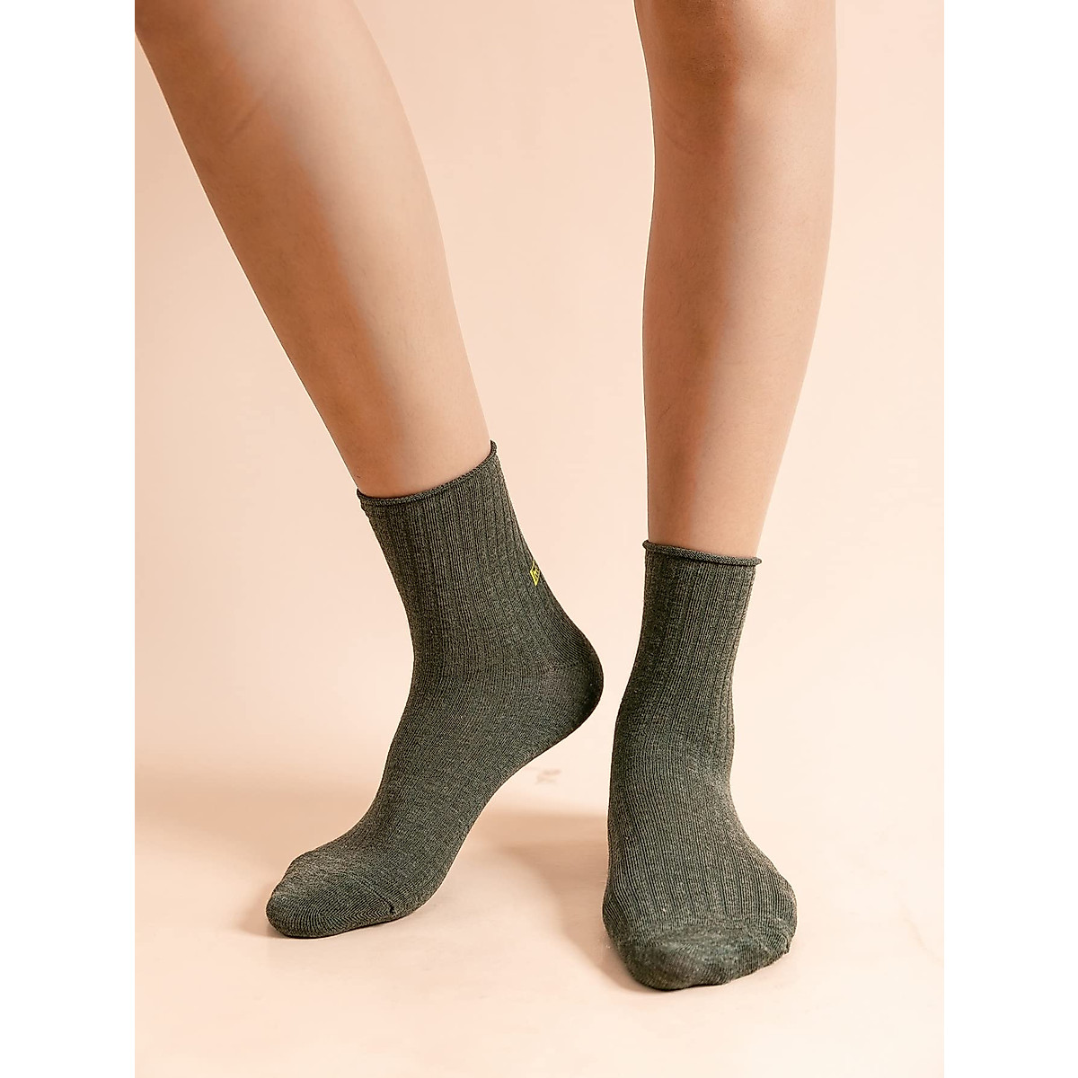 SHENHE Women's 5 Pairs Ribbed Knit Athletic Running Cushioned Mid Calf Crew Socks Multicolor Brown One Size