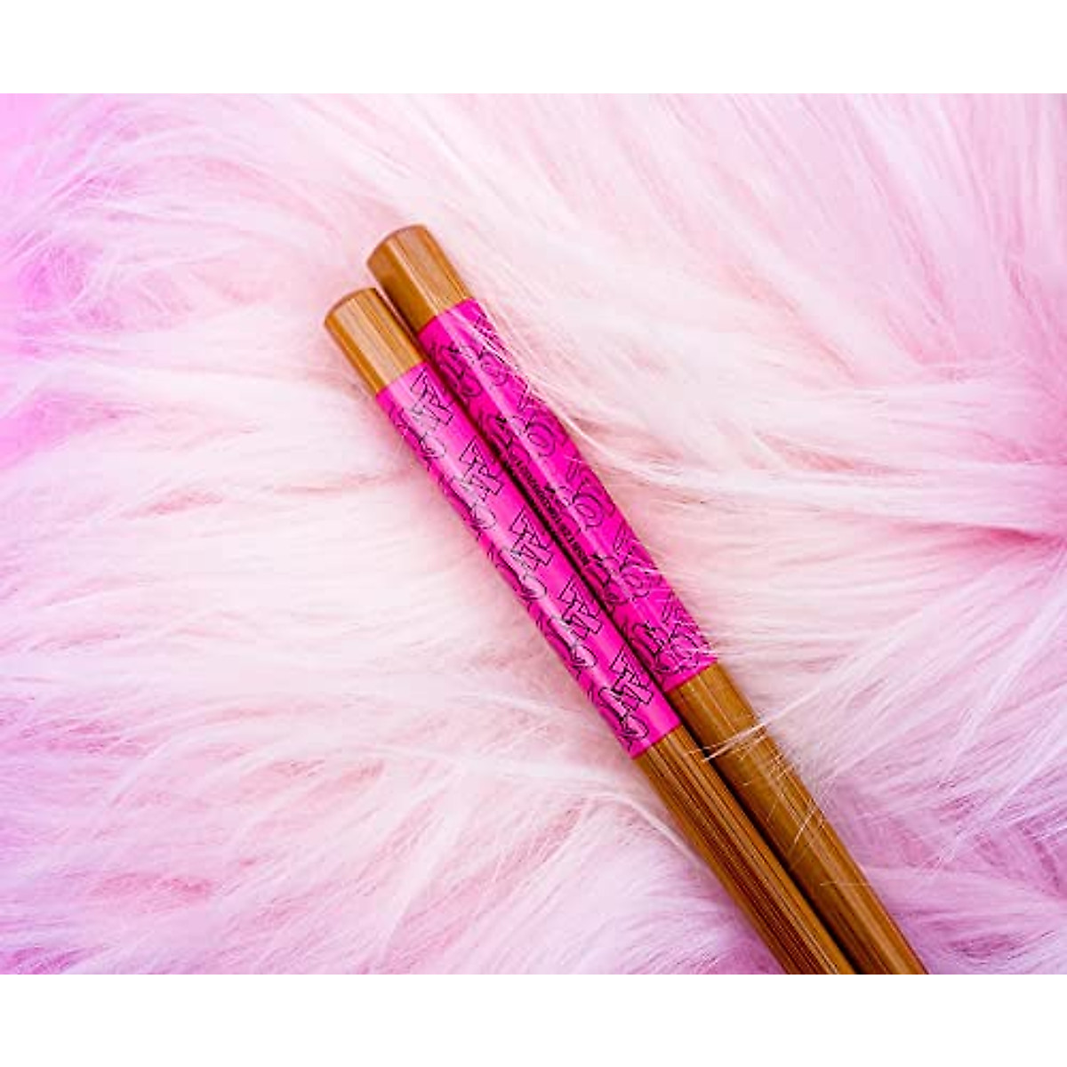 Bratz 20-Ounce Ceramic Ramen Bowl and Chopstick Set